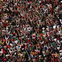 How to survive a panicked stampede - Spy Briefing