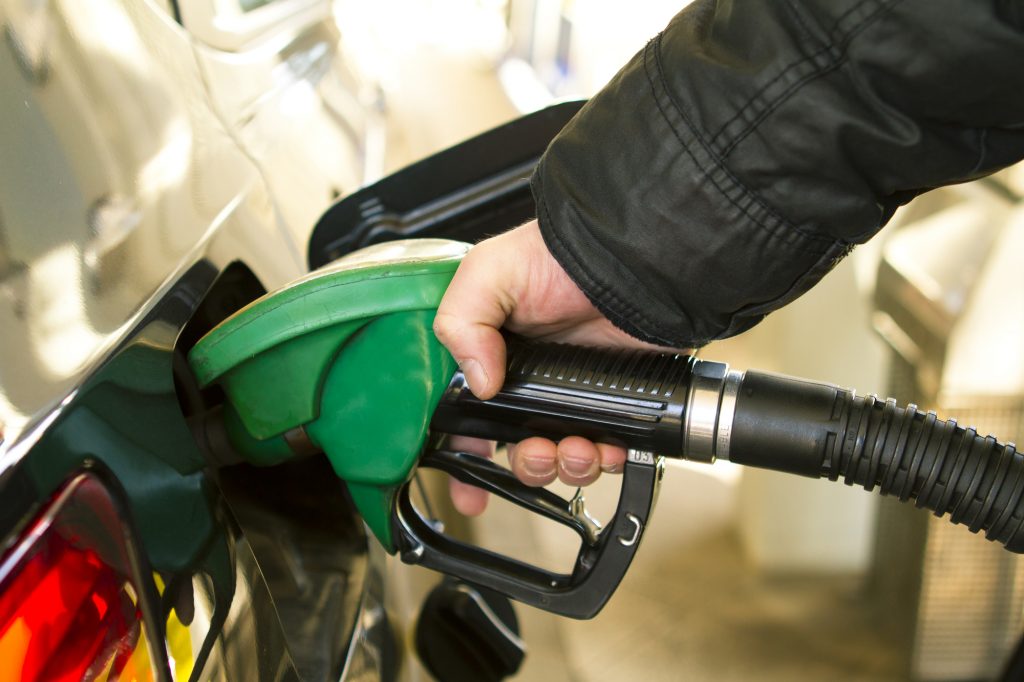 3 ways thieves are stealing gas at the pumps - Spy Briefing